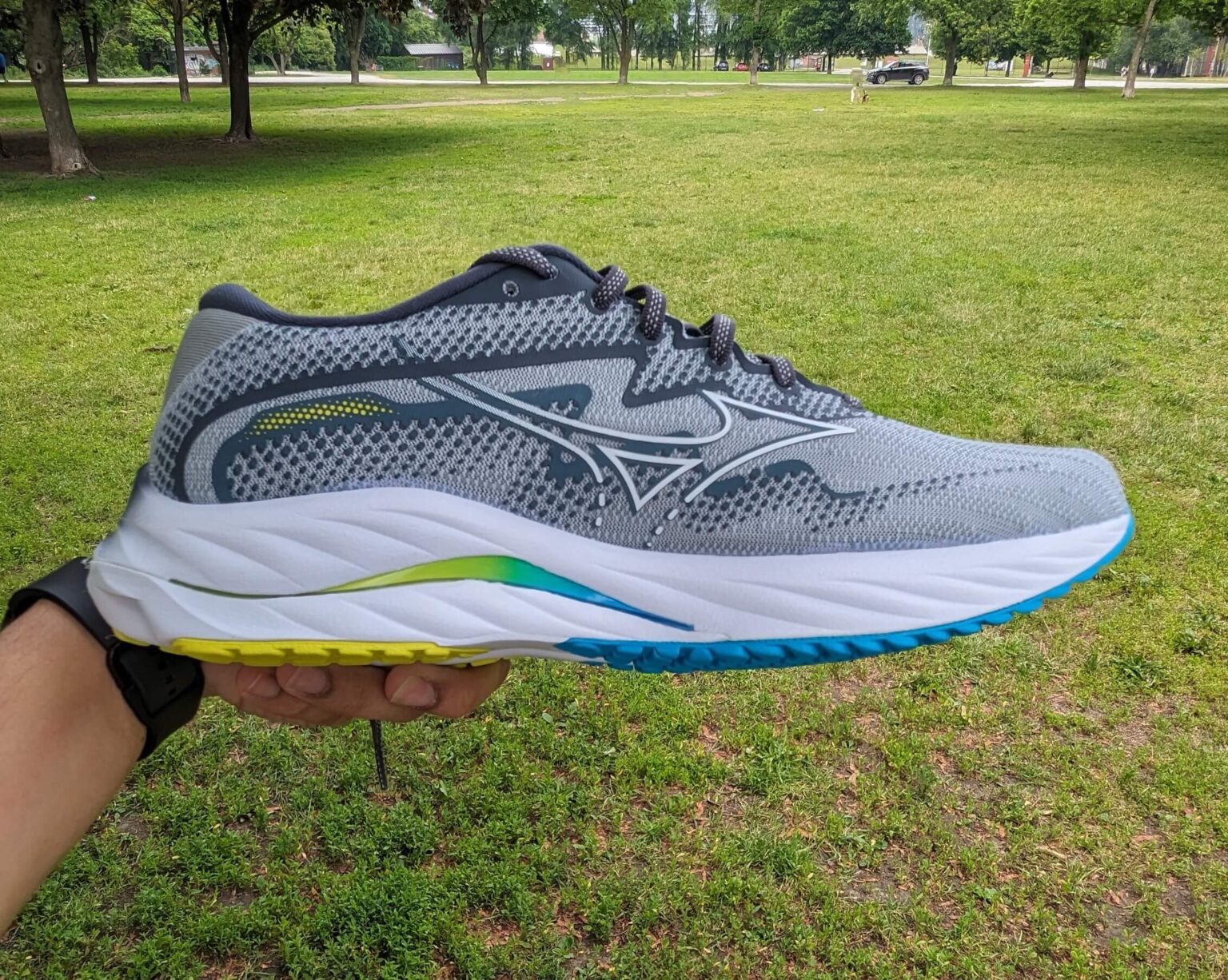 Mizuno Wave Rider 27 Review - Athletico
