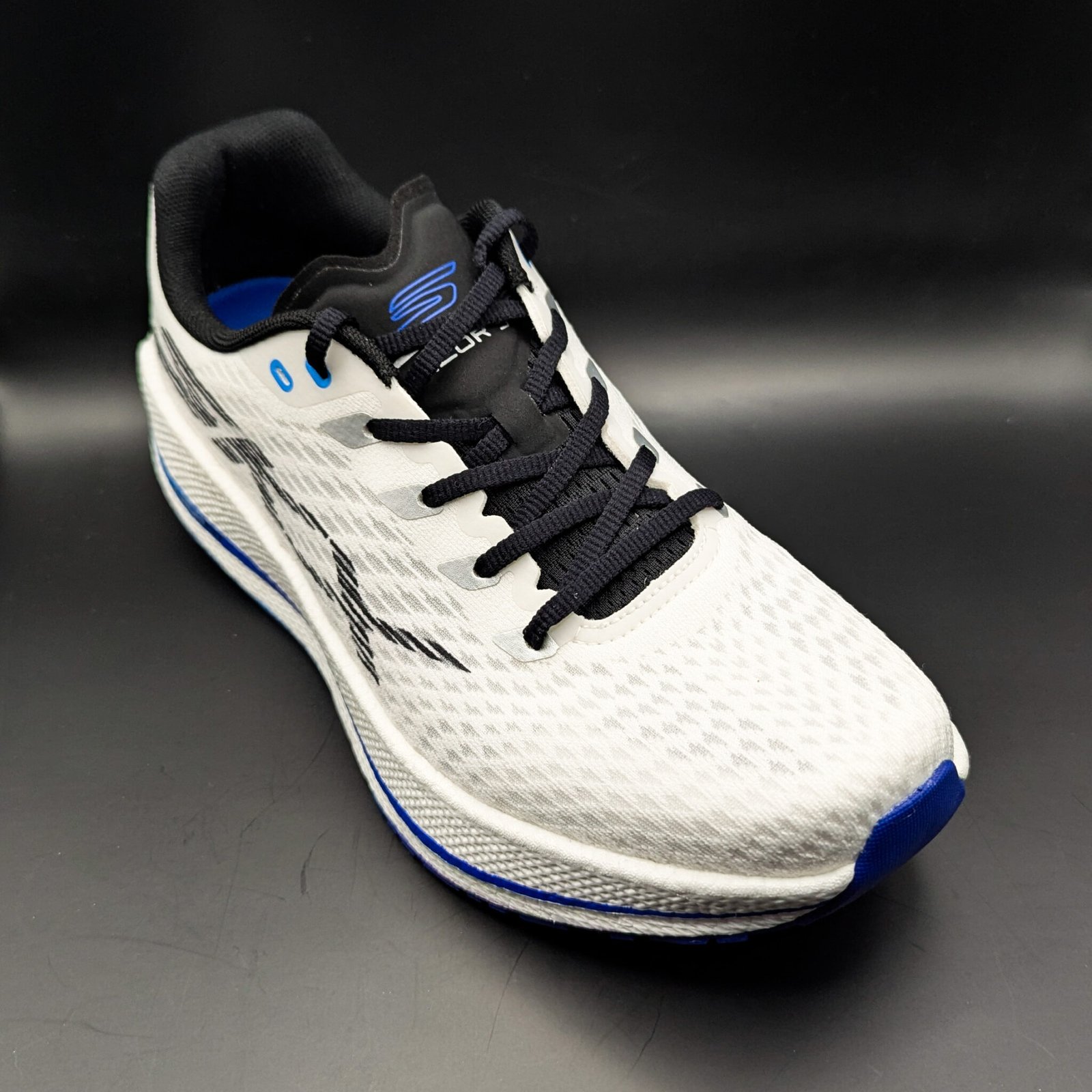 Skechers GoRun Razor 5 Review: A Lightweight Trainer with Racing DNA